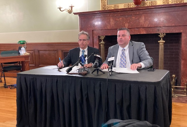 RI General Assembly poised to approve marijuana legalization next week