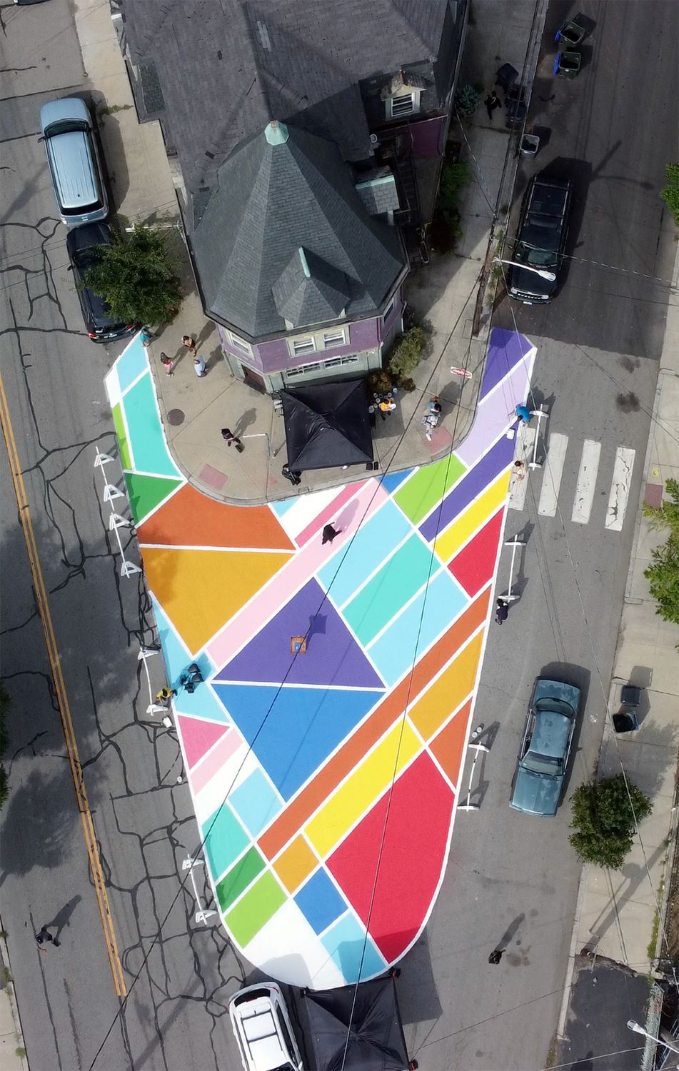 A new mural brings beauty and safety to the Broad Street cultural corridor